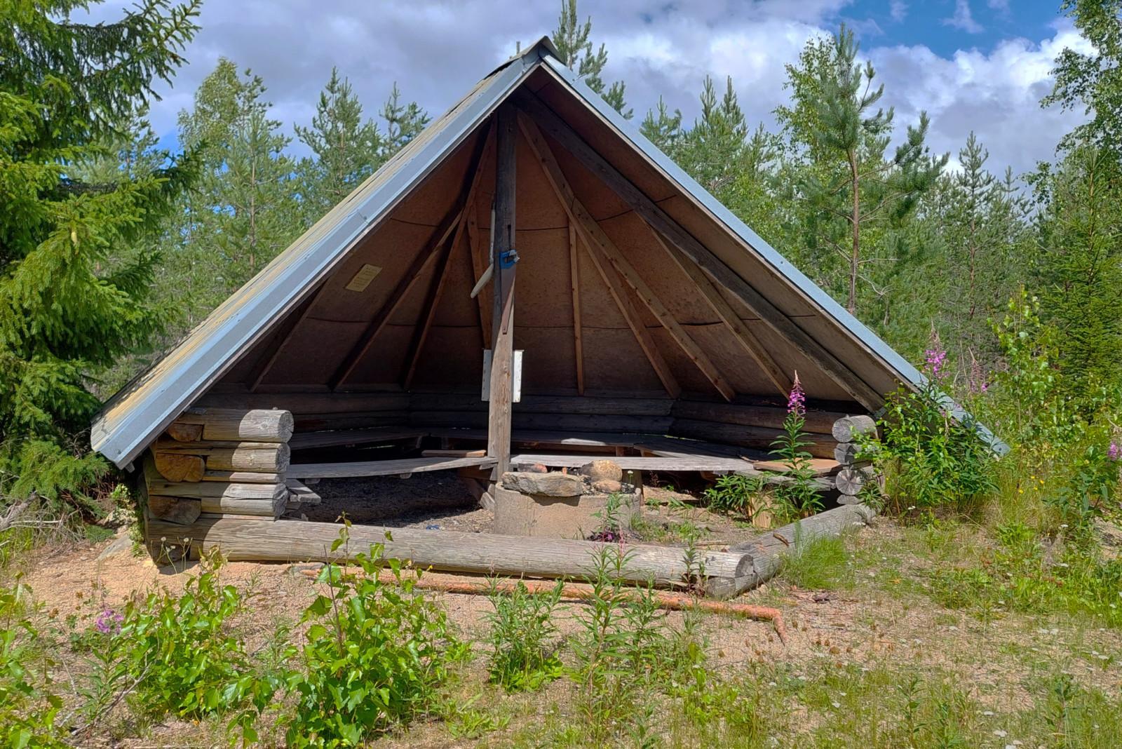 Kettukiven laavu - Visit Suupohja